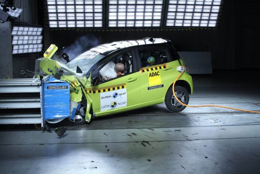 Vehículo eléctrico JAC E10x tiene cero estrellas en seguridad - Ruta ...