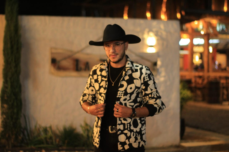 Alex Salazar lanza "Se Acabó el Amor" - Ruta Noticias